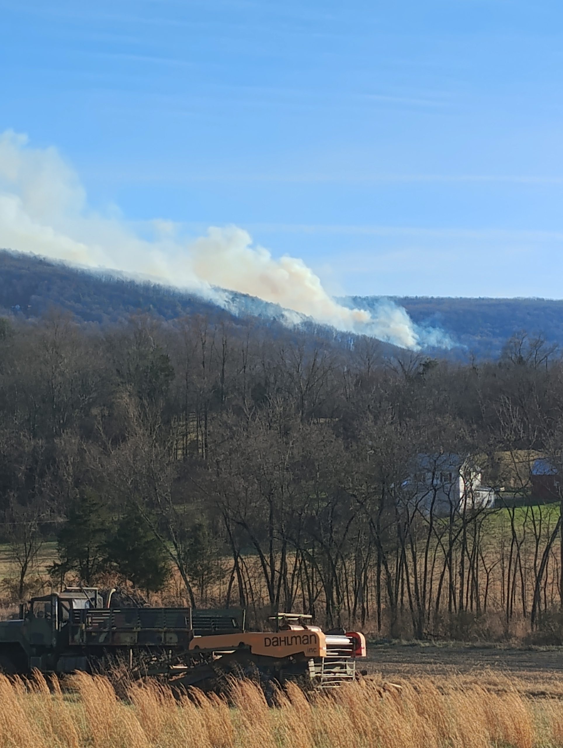 Cacapon Mountain fire burns over 130 acres - Hancock News